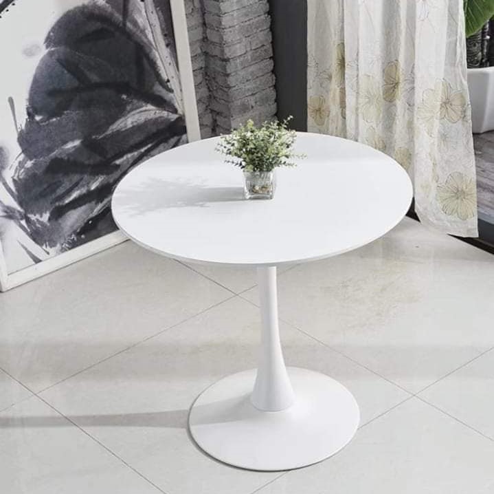 Urban Round Tulip Table - Pioneer Furniture